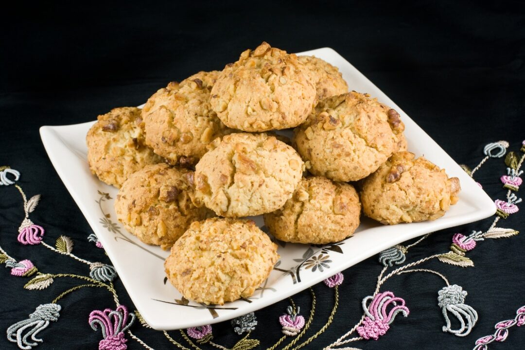 11 Best Bulgarian Desserts (Baklava, Tikvenik and more!)