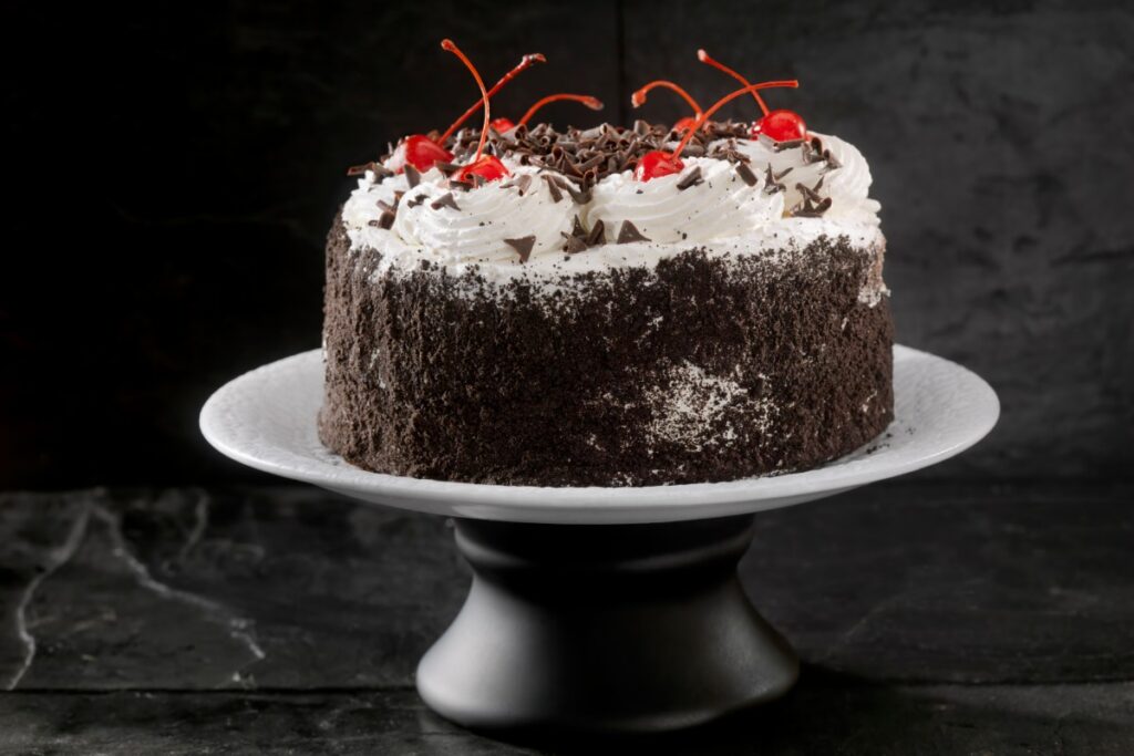 9 Best Ukrainian Cake Recipes in One Sweet Collection